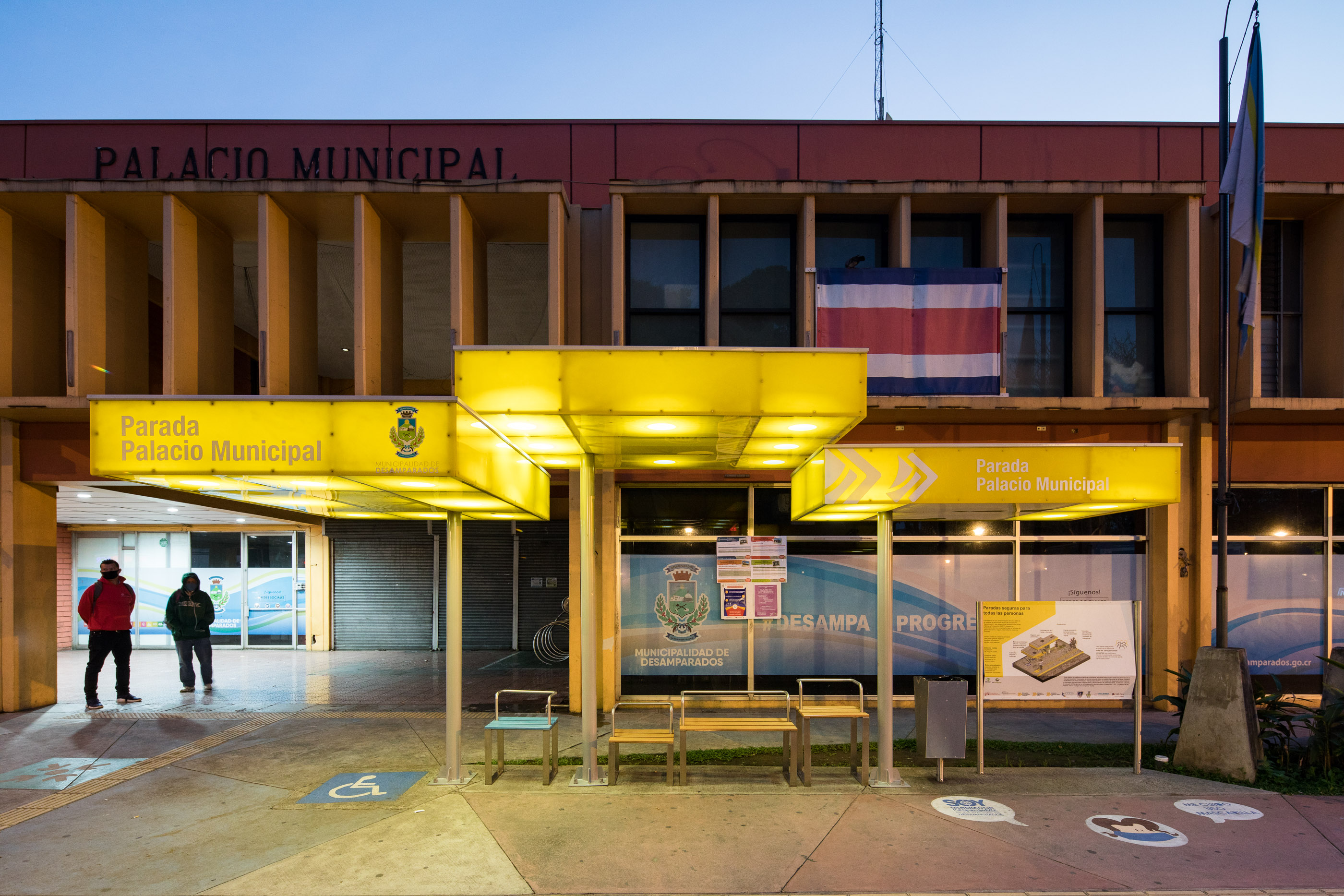 Sistema de parada de buses inclusivas – YUSO